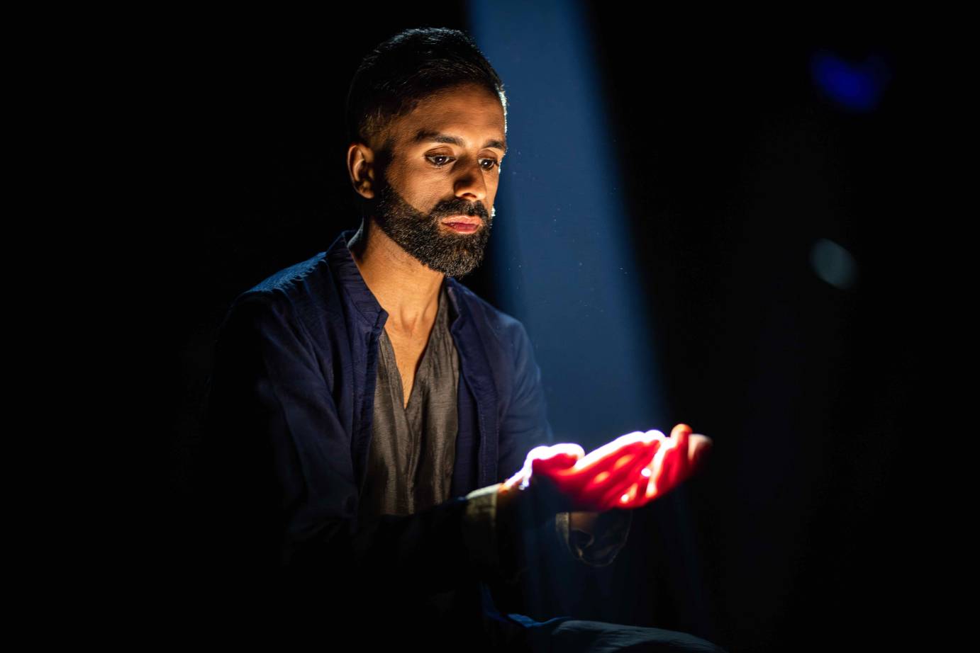 DANCE NEWS: Aakash Odedra and Aditi Mangaldas Explore Taboo Love Story ...